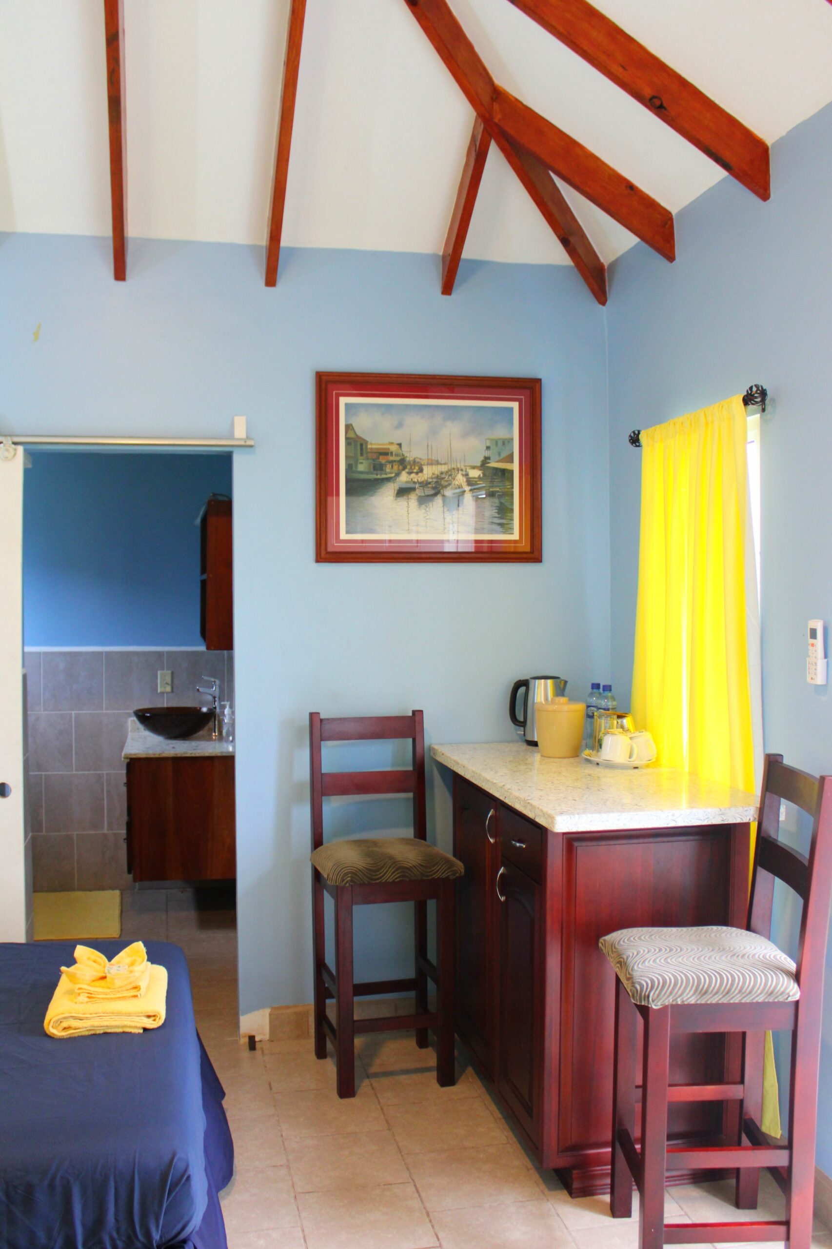 Cabana - DAPHNE'S LAGOON LODGE